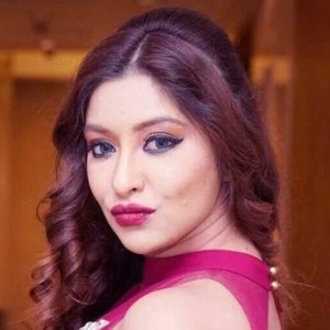 Ran away from home to become an actress, says Payal Ghosh - INDIA New ...