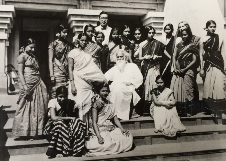 Indira Nehru with Guru Rabindranath Tagore – C -1934-35 – INDIA New ...