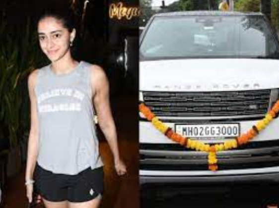 Bollywood Roundup: Ananya Panday, Priyanka Chopra, Sonam Kapoor, and ...